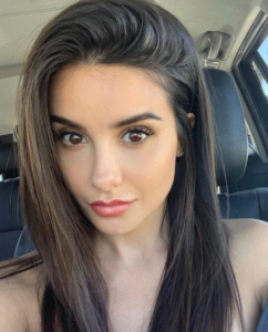 Mikaela Hoover Bio, Net Worth, Career, Wiki, Height, Boyfriend & Parents